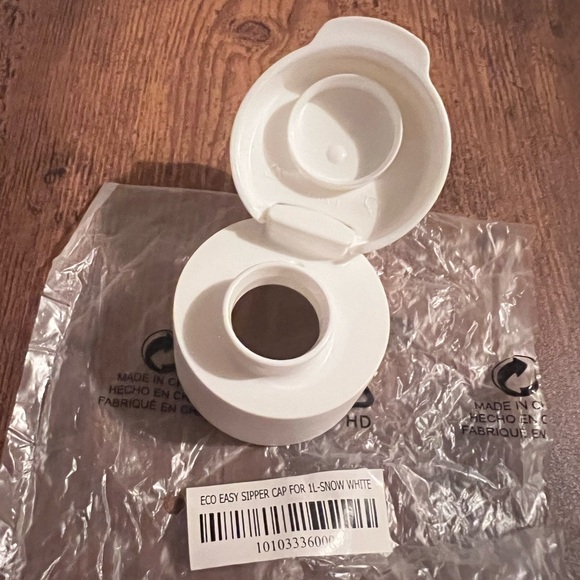 Tupperware | Kitchen | Tupperware Eco Bottle Replacement Flip Top Cap ...